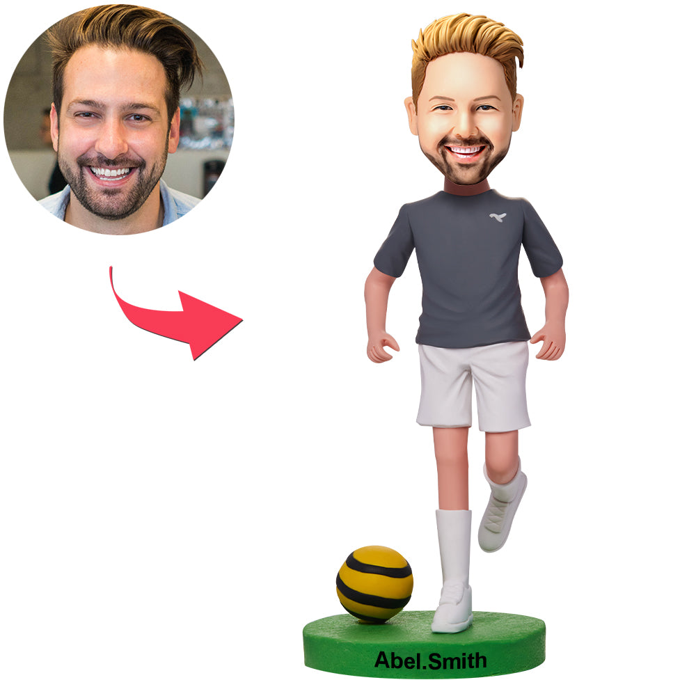 Custom Football Player Bobbleheads With Engraved Text - MadeMine Custom ...